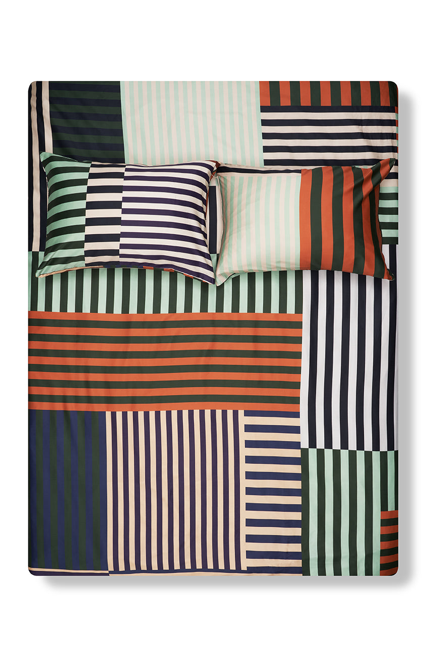 Artist Bedding Collection "Aligned Three" by Céline Cornu – ZigZagZurich