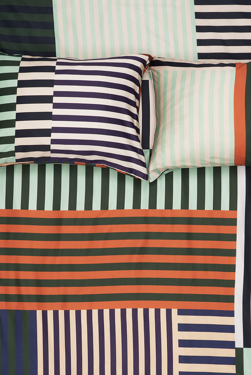 Artist Bedding Collection "Aligned Three" by Céline Cornu – ZigZagZurich