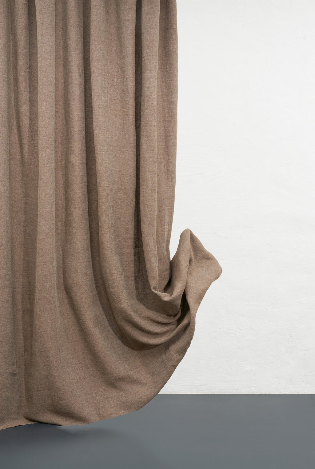 Heavy Linen Curtains "Maximus" in Bronze Color – ZigZagZurich