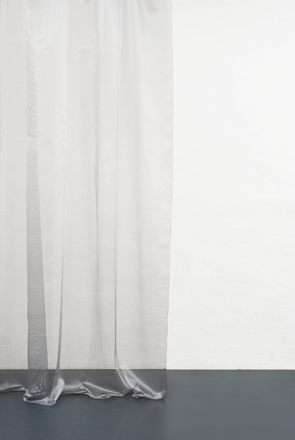 Metallic Sheer Curtains "Glamorous" in Metal Color – ZigZagZurich